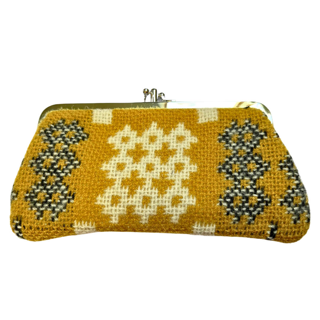 Welsh Tapestry Large Coin Purse - Golden – Cadwyn Cyf