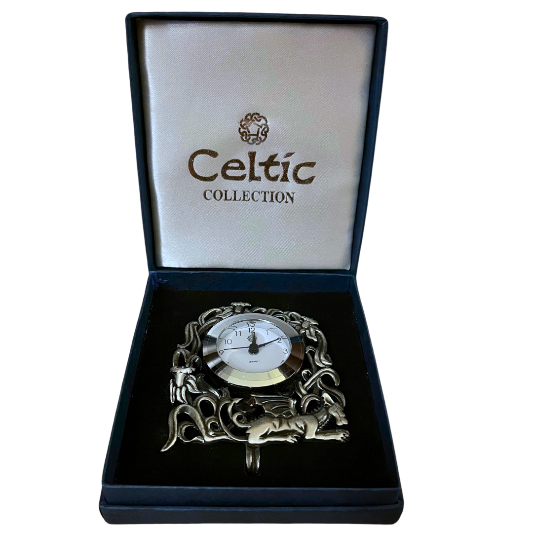 Small Welsh Celtic Clock – Cadwyn Cyf